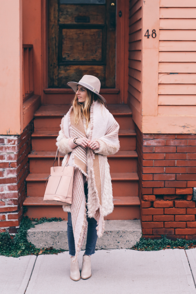 How to Wear Pantone 2016 Color of the Year Rose Quartz