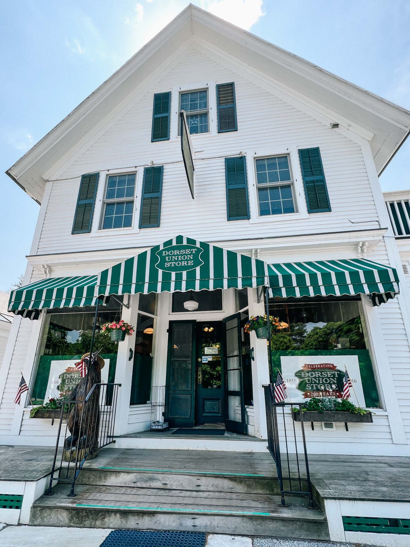 15 Best Country Stores in Vermont | The New England Guide