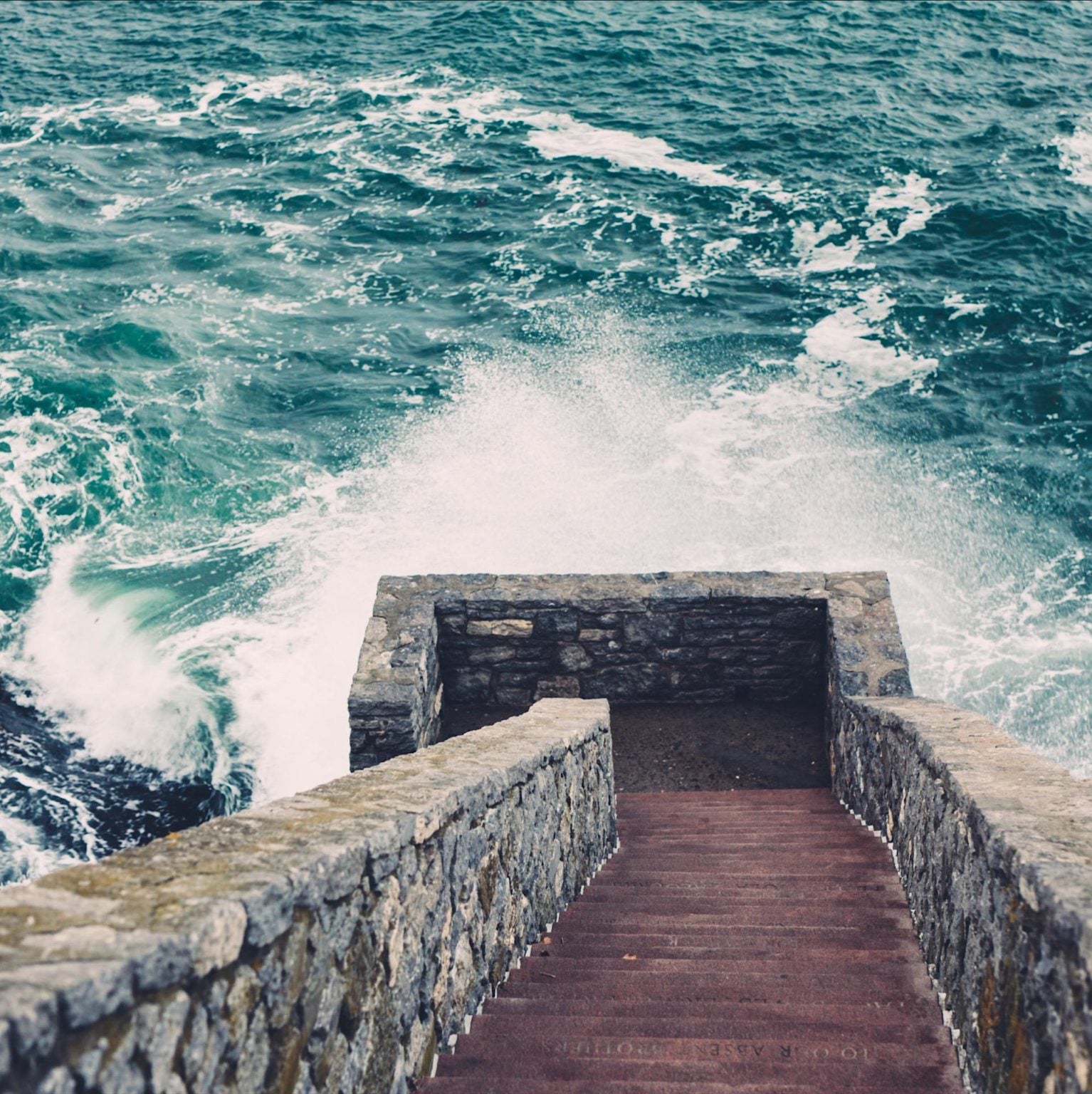 Everything You Need To Know About Visiting The Cliff Walk in Newport ...