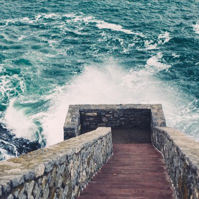 Everything You Need To Know About Visiting The Cliff Walk in Newport ...