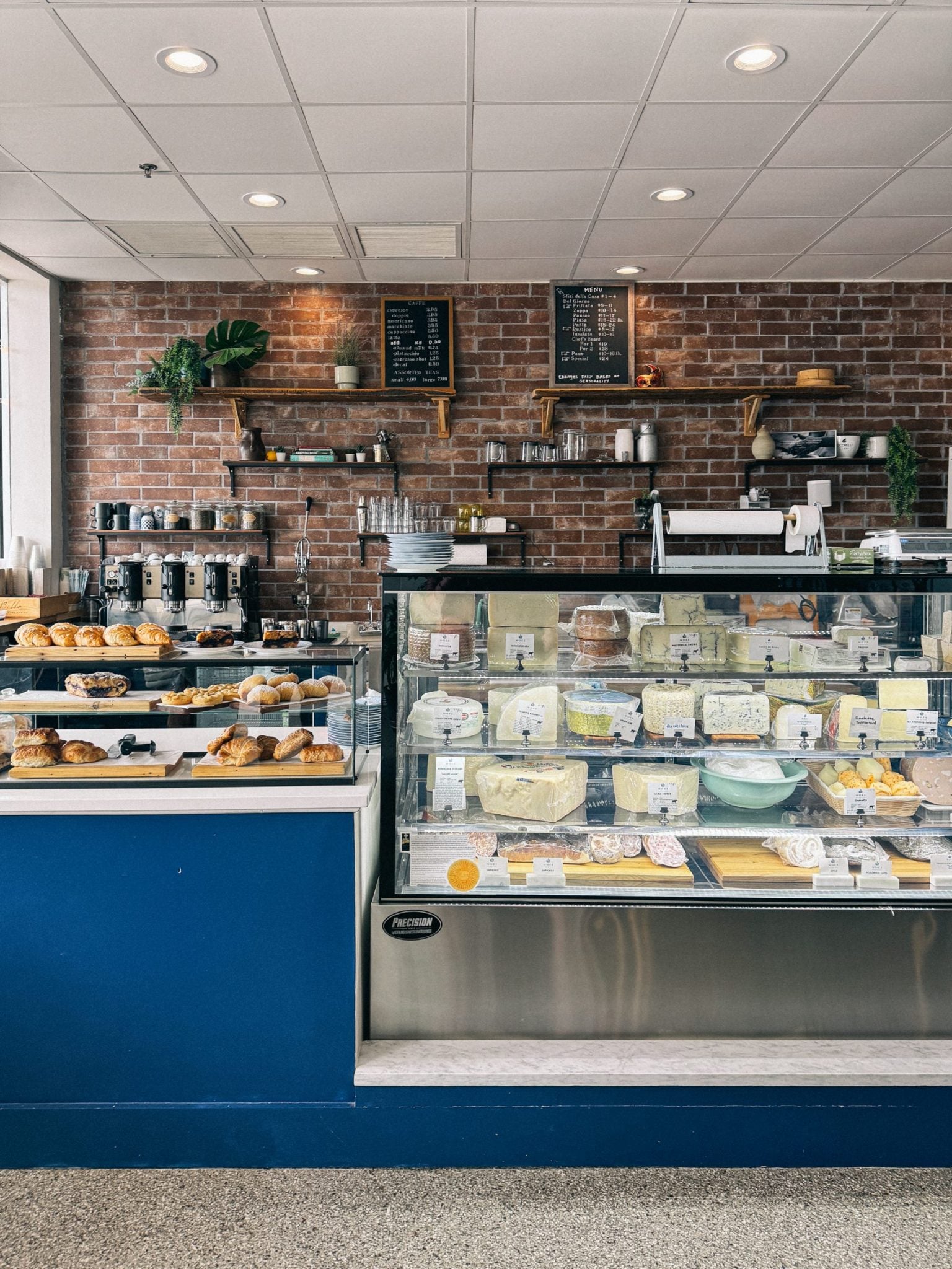 The 33 Best Restaurants in Newport, RI | The New England Guide